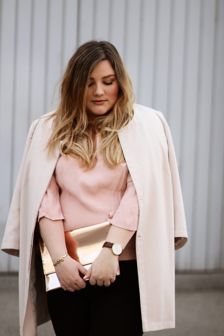 Plus Size Outfit - Love Story with Pastel "STATEMENT"